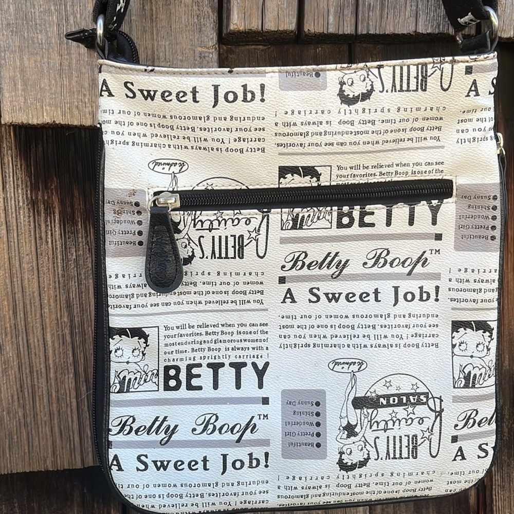 Betty Boop Signature Collection Shoulder Bag - Gem